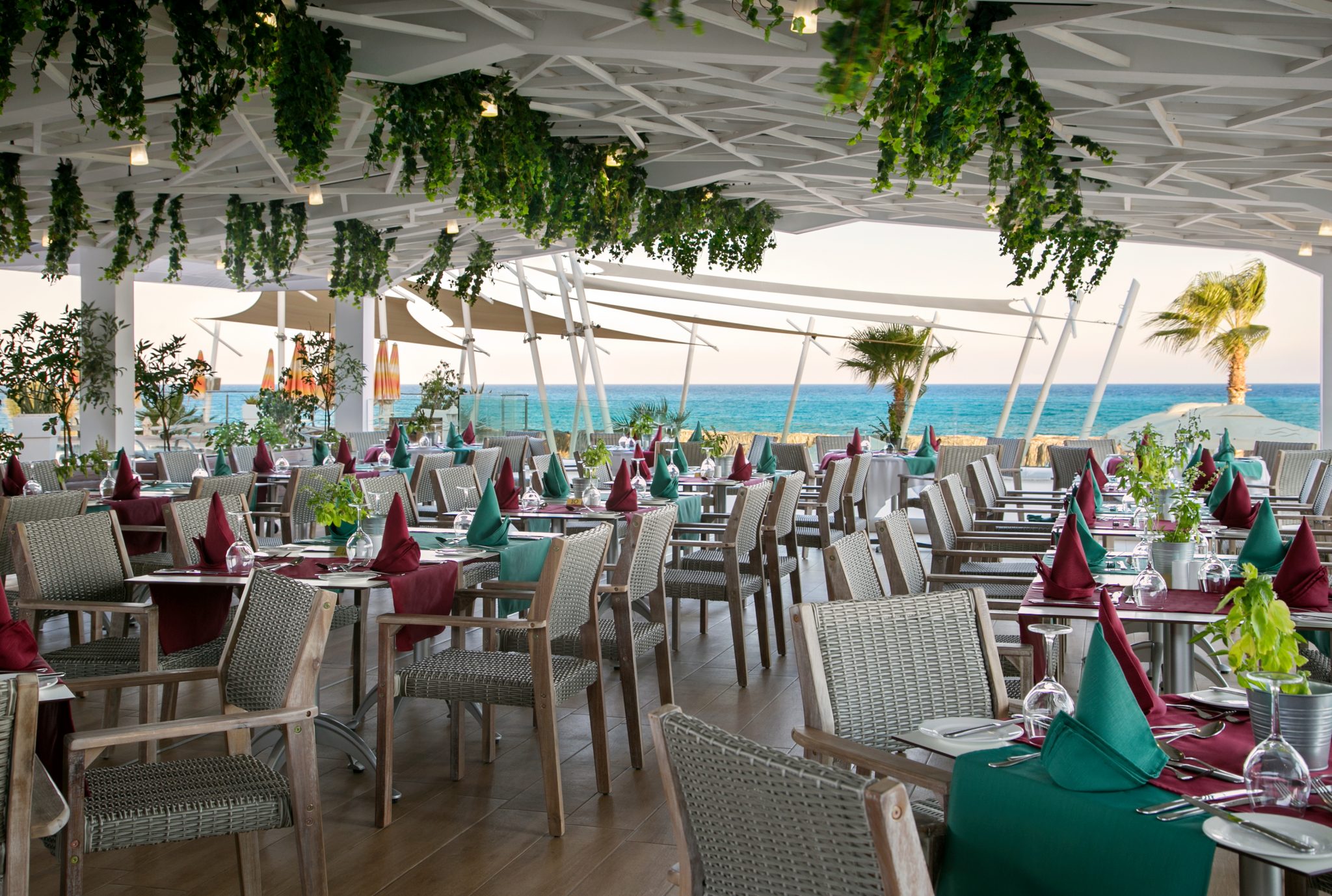 Restaurants – Asterias Hotel